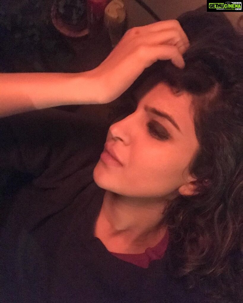 Actress Deeksha Seth HD Instagram Photos and Wallpapers June 2022 ...