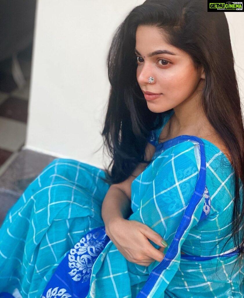 Actress Divya Bharathi HD Instagram Photos and Wallpapers December 2020 ...