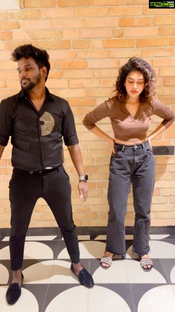 Actress Dushara Vijayan HD Instagram Photos and Wallpapers March 2022 ...