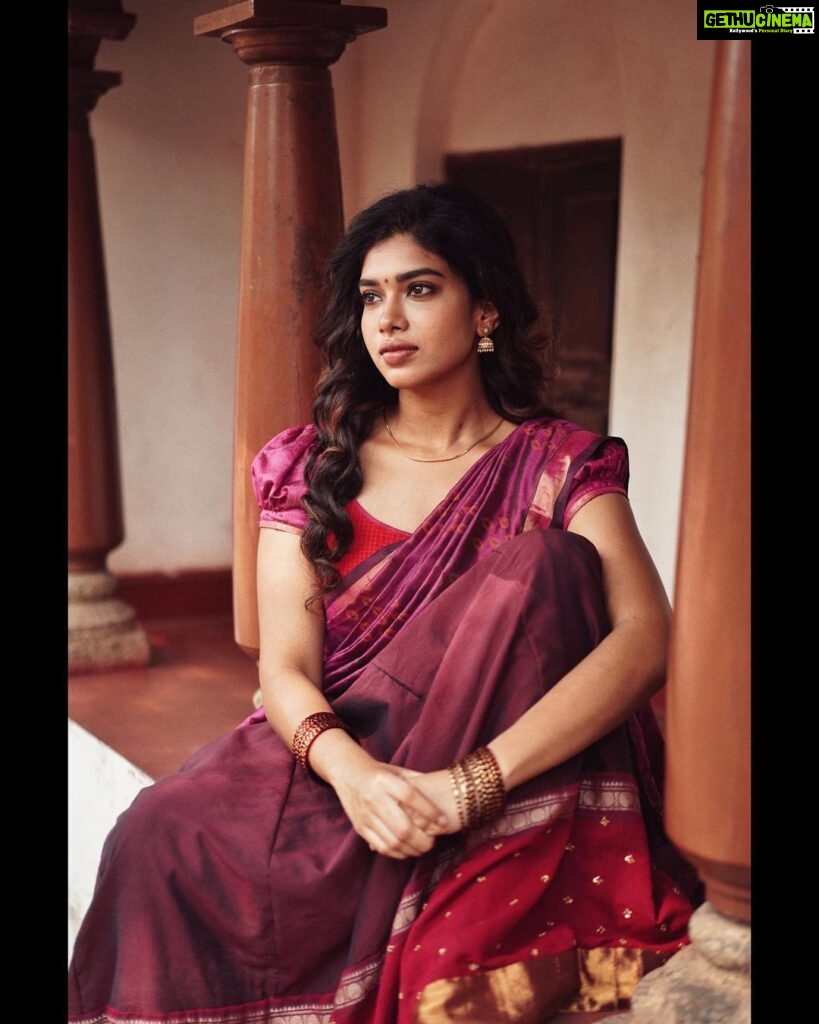 Actress Dushara Vijayan HD Instagram Photos and Wallpapers March 2022 ...