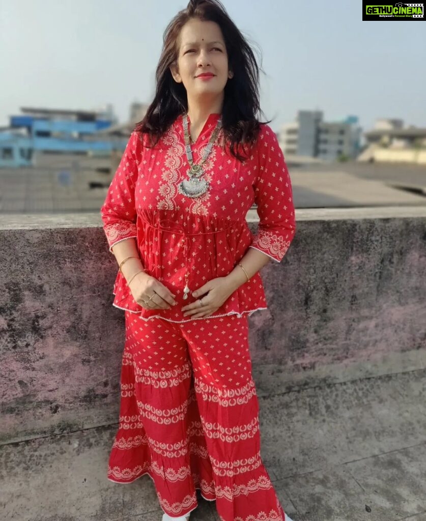 Actress Falguni Rajani HD Instagram Photos and Wallpapers May 2022 ...