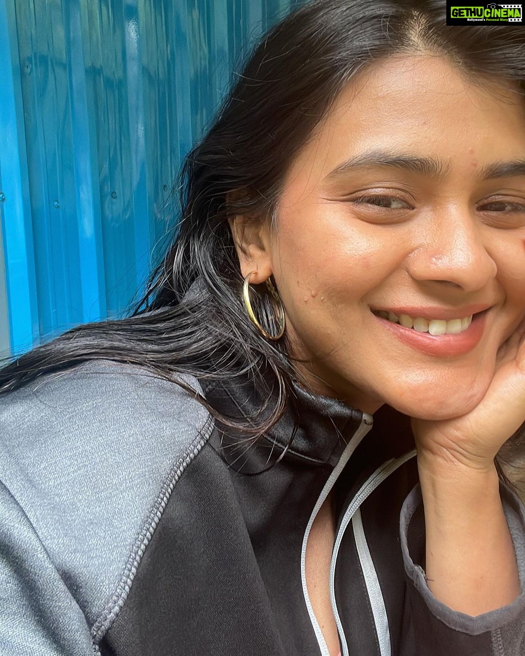 Actress Hebah Patel HD Photos and Wallpapers April 2022 - Gethu Cinema