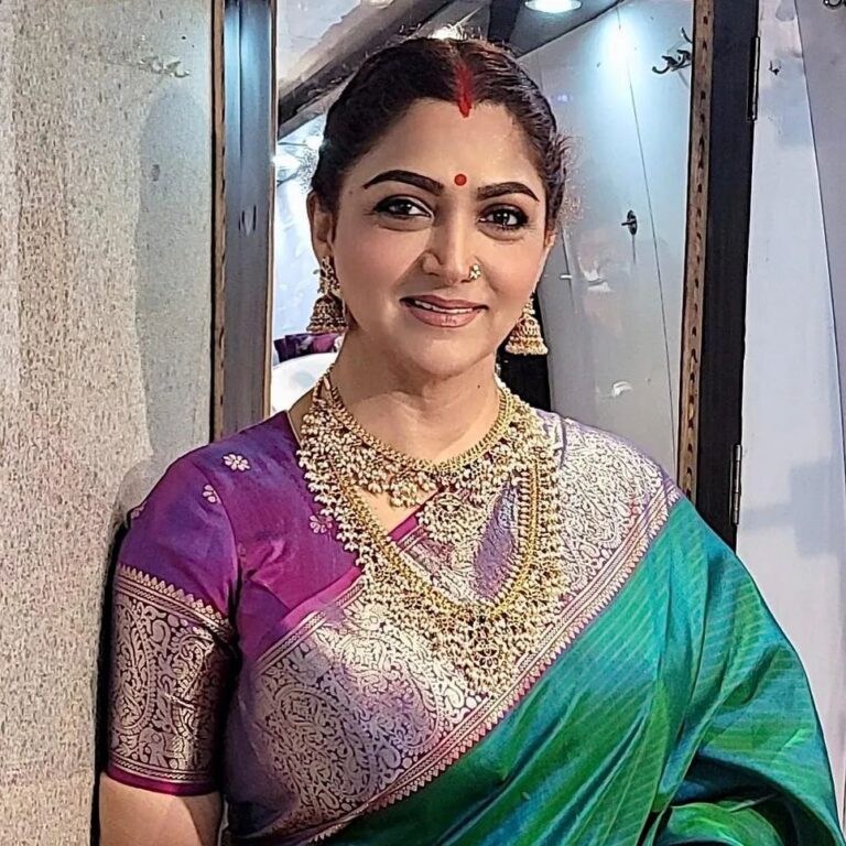 Actress Kushboo HD Photos and Wallpapers April 2022 | Gethu Cinema