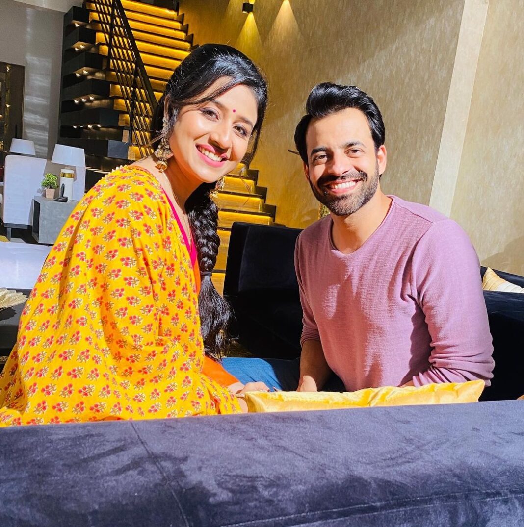 Actress Paridhi Sharma HD Photos and Wallpapers May 2022 - Gethu Cinema