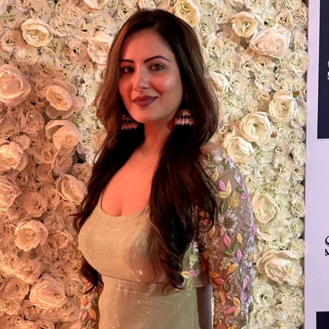 Actress Pooja Bose HD Photos and Wallpapers April 2022 - Gethu Cinema
