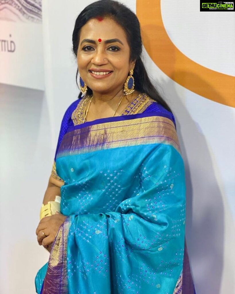 Actress Poornima Bhagyaraj HD Instagram Photos and Wallpapers July 2022 ...