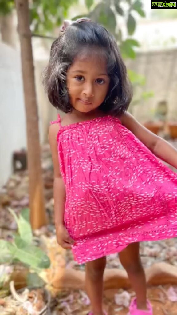 Actress Poornitha HD Instagram Photos and Wallpapers June 2022 | Gethu ...