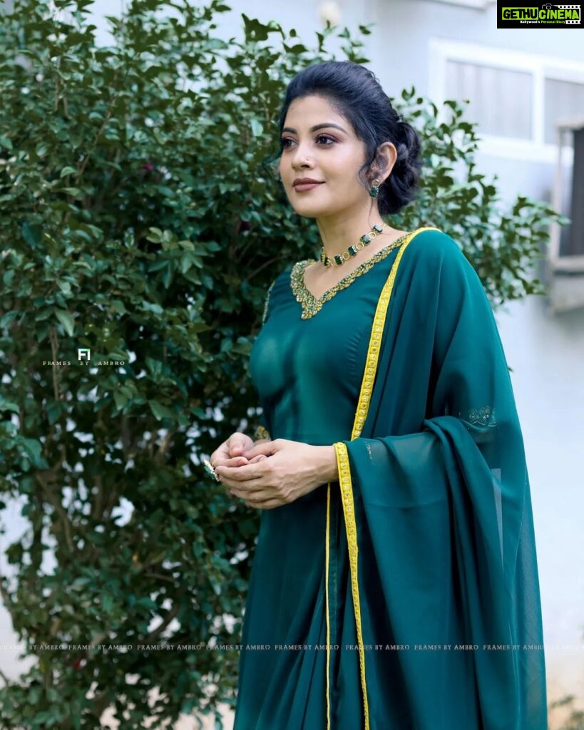 Sshivada Instagram – Wearing green and ready to be seen😊😊 Clicked by ...