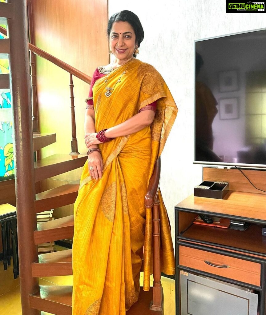 Actress Suhasini Maniratnam HD Photos and Wallpapers April 2022 | Gethu ...
