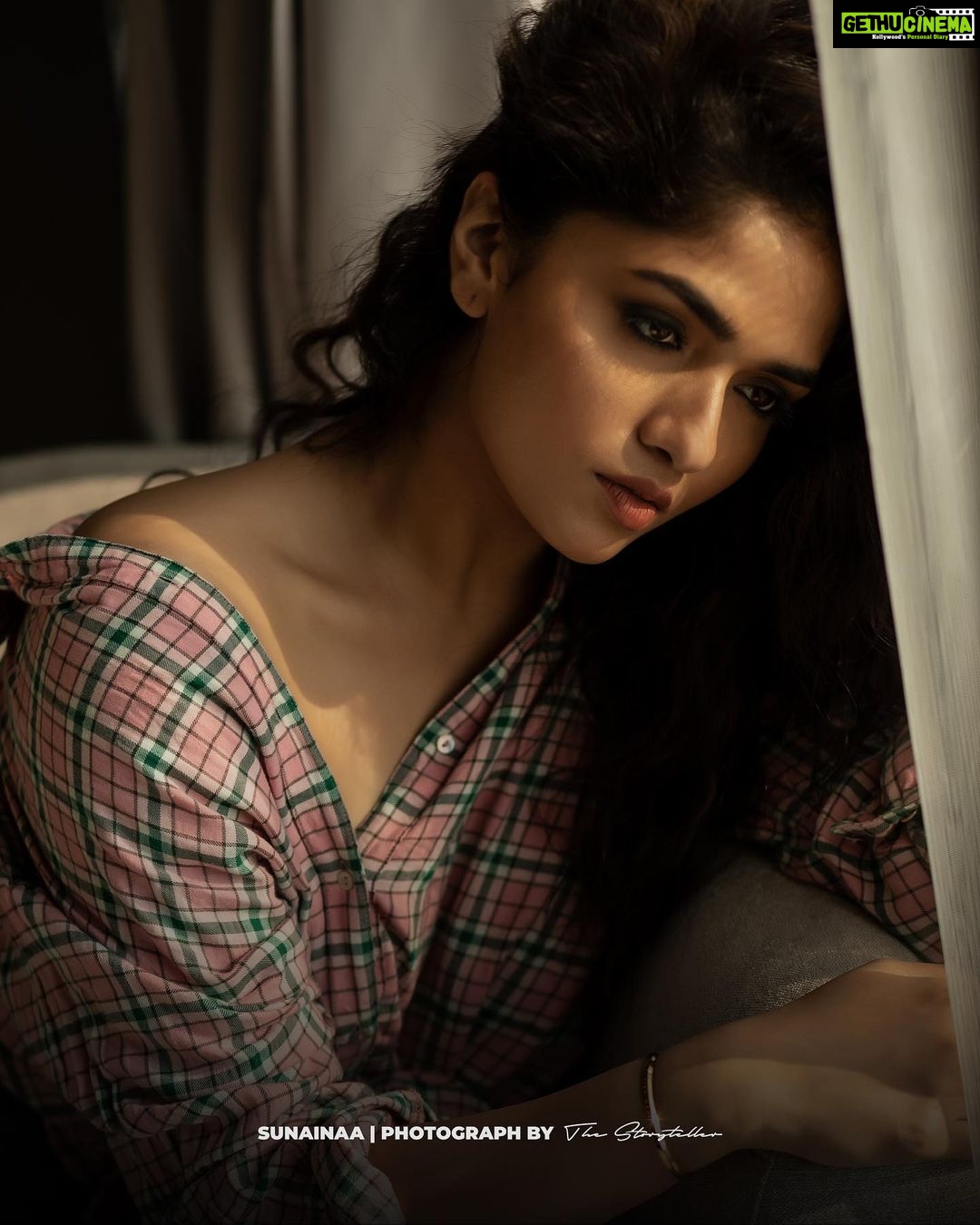 Actress Sunaina HD Photos and Wallpapers December 2019 - Gethu Cinema