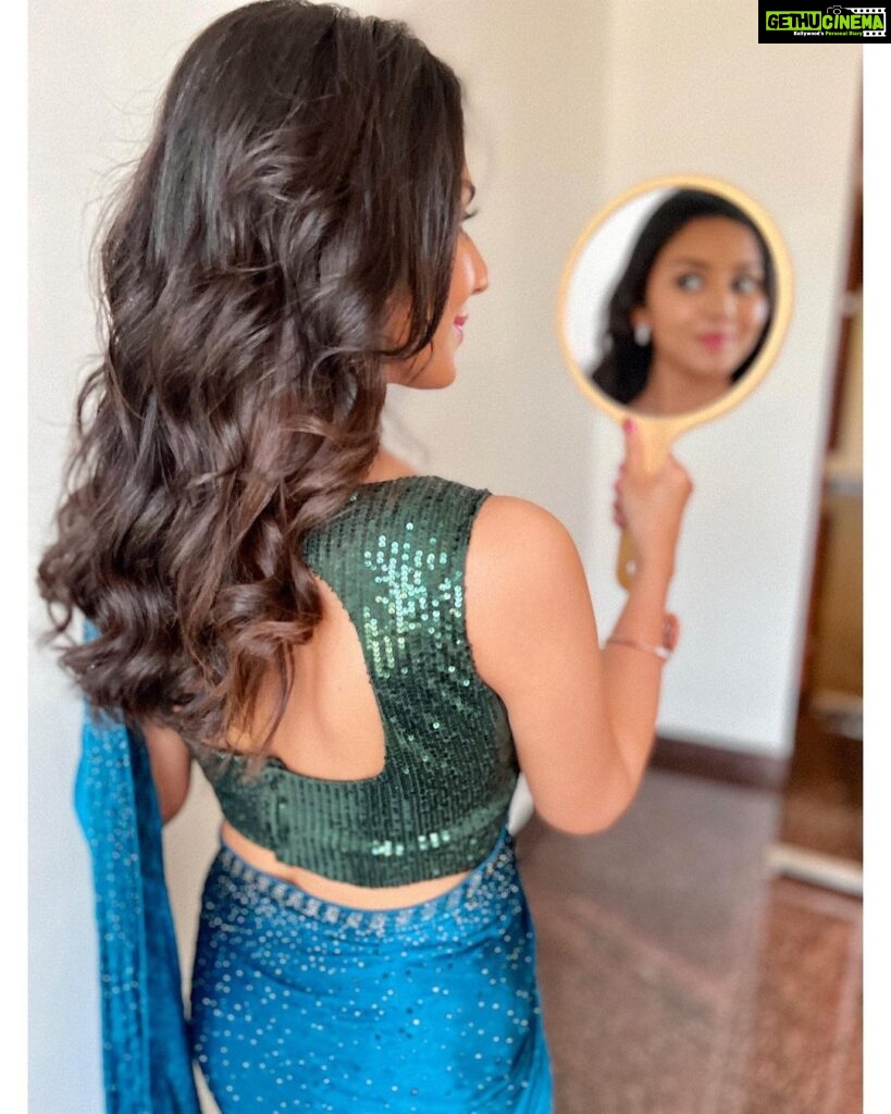 Actress Vidhya HD Instagram Photos and Wallpapers April 2022 | Gethu Cinema