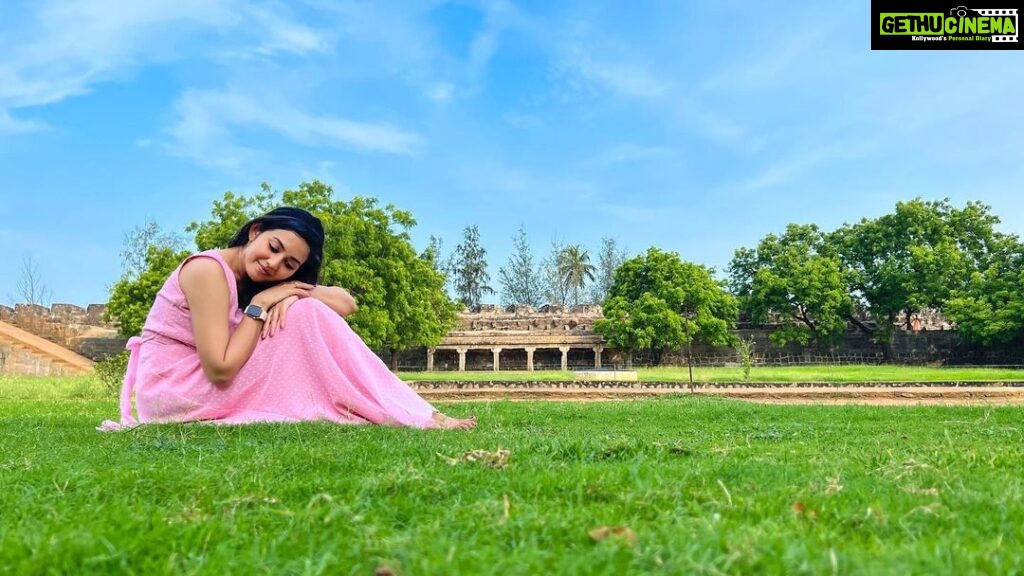 Actress Vidhya HD Photos and Wallpapers April 2022 - Gethu Cinema