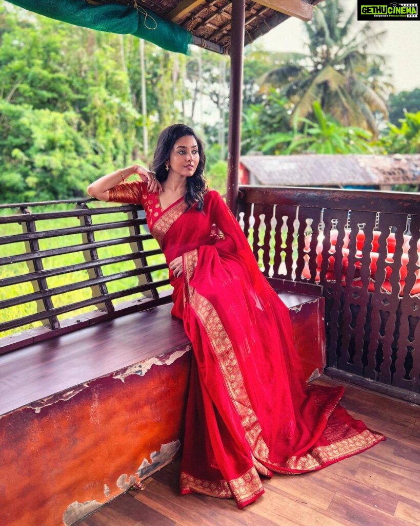 Actress Vidhya HD Photos and Wallpapers April 2022 - Gethu Cinema