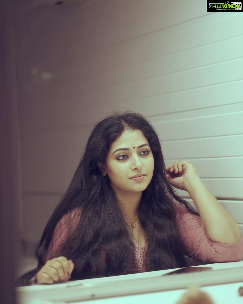 Actress Anu Sithara HD Instagram Photos and Wallpapers May 2022 | Gethu ...