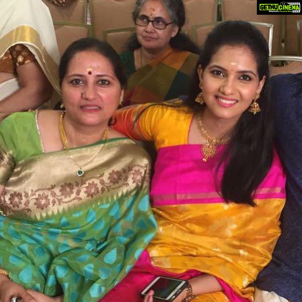 Actress Ashwathy Warrier HD Photos and Wallpapers June 2022 - Gethu Cinema