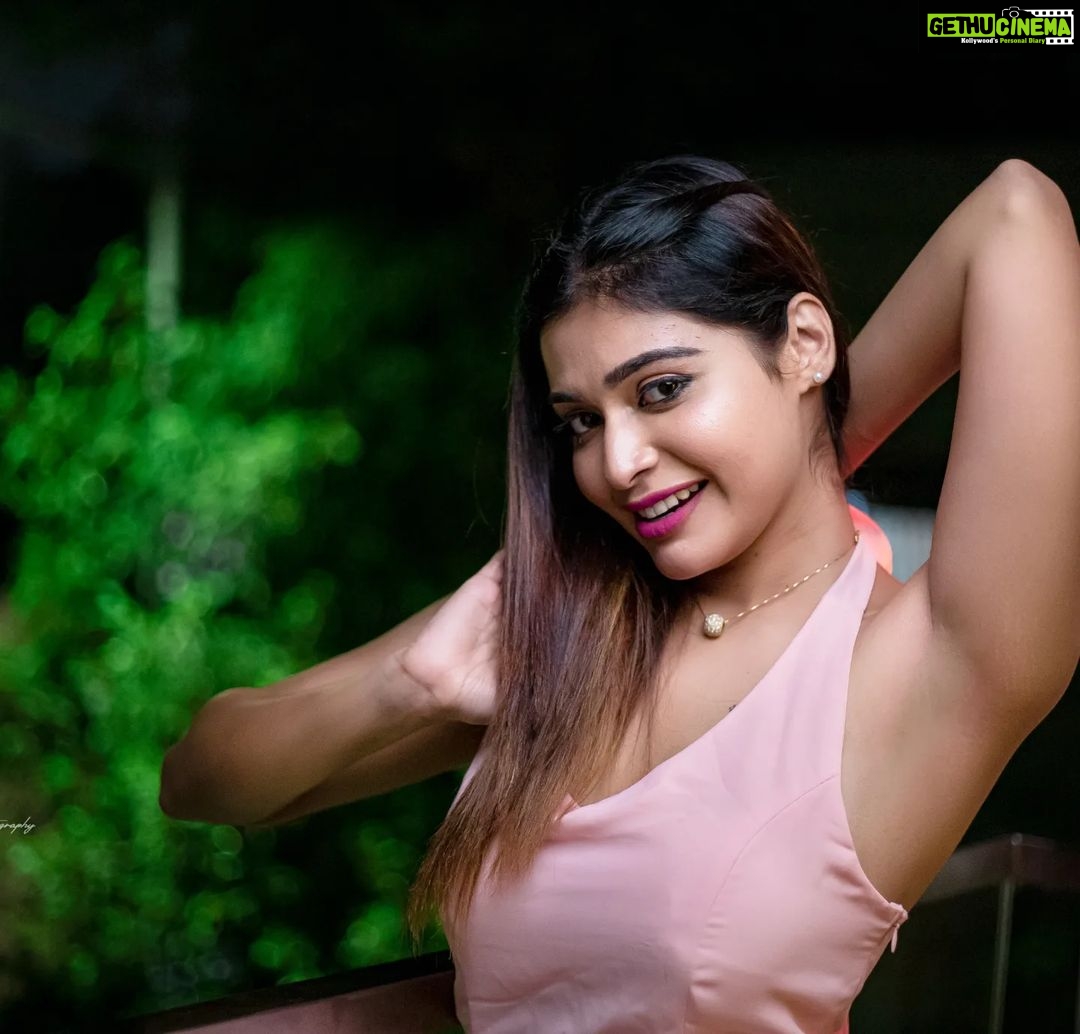 Actress Dharsha Gupta HD Photos and Wallpapers March 2022 - Gethu Cinema