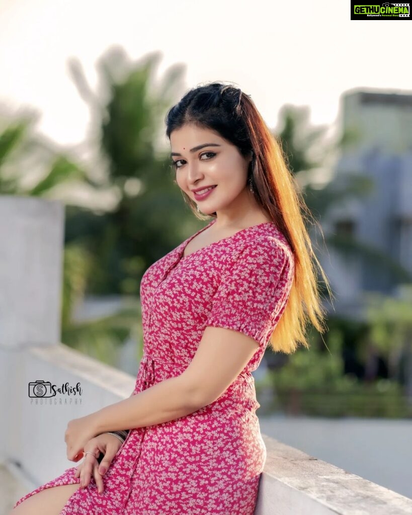 Actress Dharsha Gupta HD Photos and Wallpapers February 2022 - Gethu Cinema