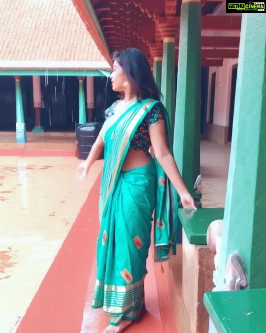 Dharsha Gupta Instagram – Engeyum pogamal🙈🙈🙈 . . . . . . . . #tiktok # ...