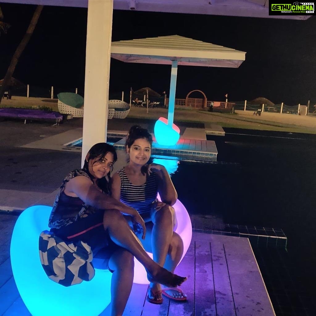 Dharsha Gupta Instagram – Gudnyt lovelies 💋💋💋💋 . . . #zeetamil # ...