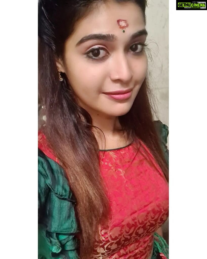 Dharsha Gupta Instagram - 🥰Joy papa valanthuta, avlo avlo kurumbu. Ava ...