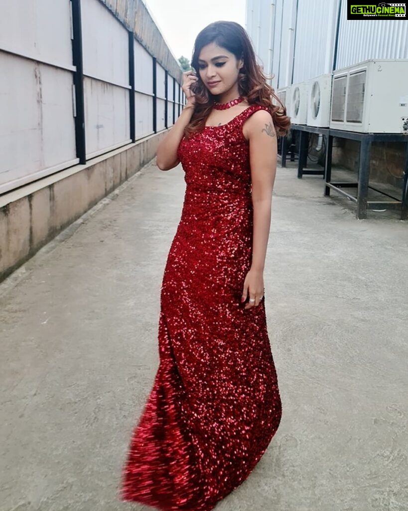 Actress Dharsha Gupta HD Instagram Photos and Wallpapers February 2021 ...