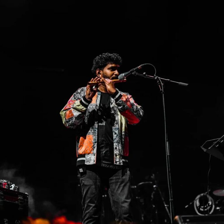 Singer Haricharan HD Photos and Wallpapers May 2022 - Gethu Cinema