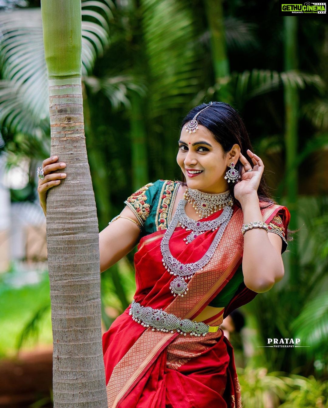 Actress Himaja HD Instagram Photos and Wallpapers May 2022 | Gethu Cinema
