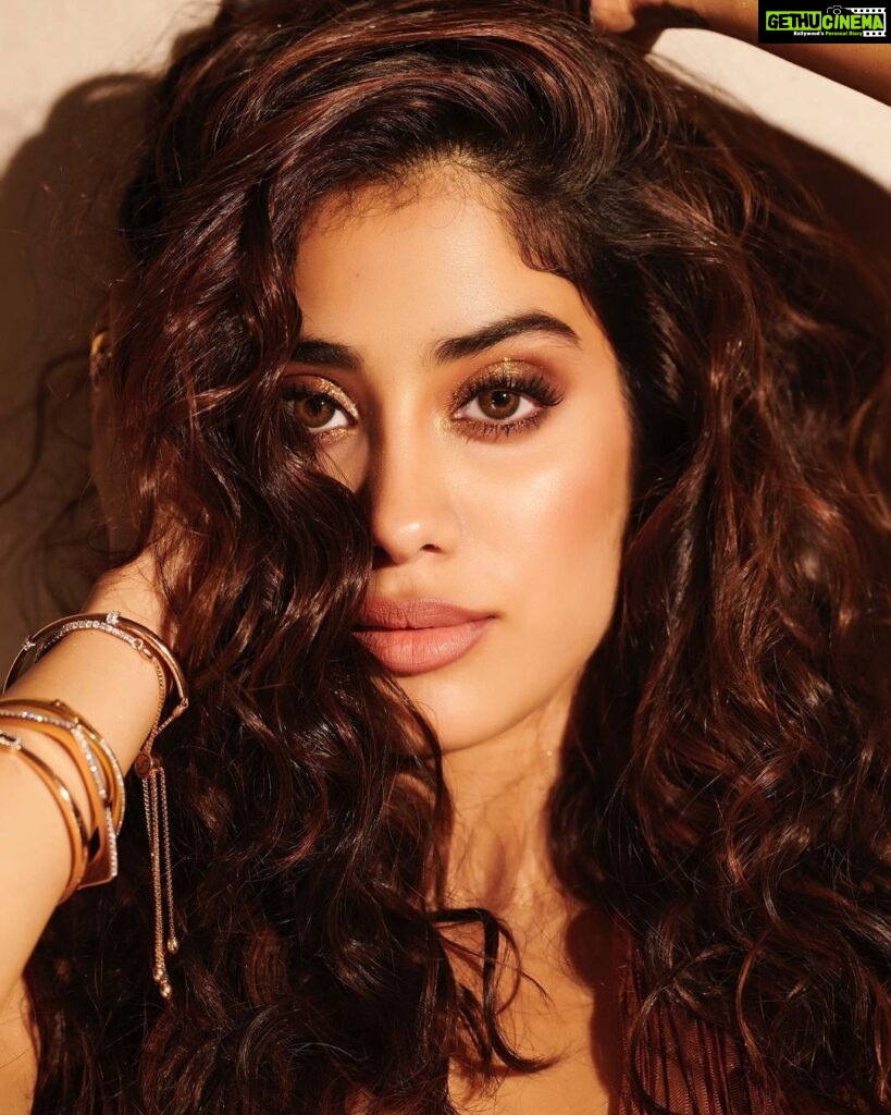 Actress Janhvi Kapoor HD Instagram Photos and Wallpapers October 2019 ...