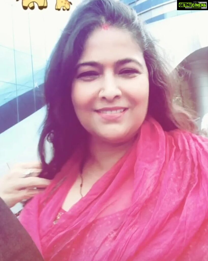 Actress Kiran Rathod HD Instagram Photos and Wallpapers May 2022 ...