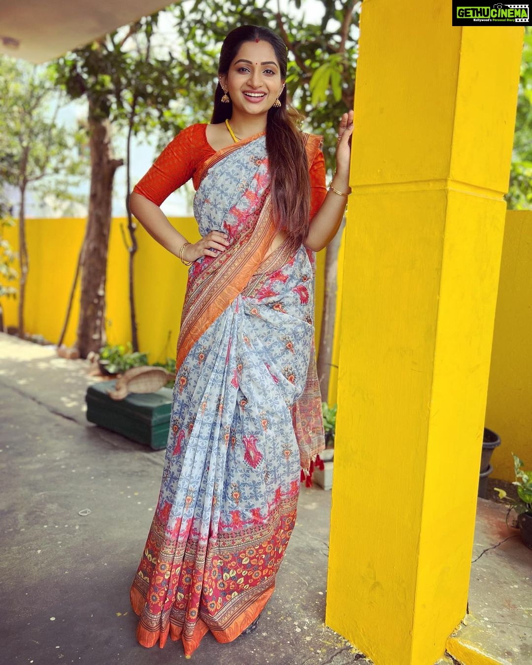 Nakshathra Nagesh Instagram – Lovely super soft and easy to drape ...
