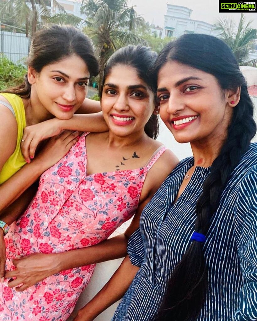 Costume Designer Niranjani Ahathian HD Instagram Photos and Wallpapers ...