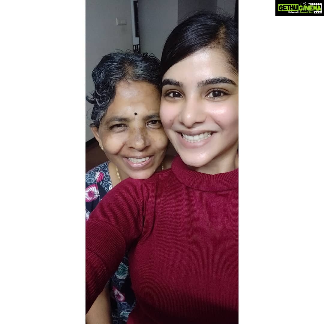 Pavithra Lakshmi Instagram – That “Antha azhagu deivathin magala ival ...