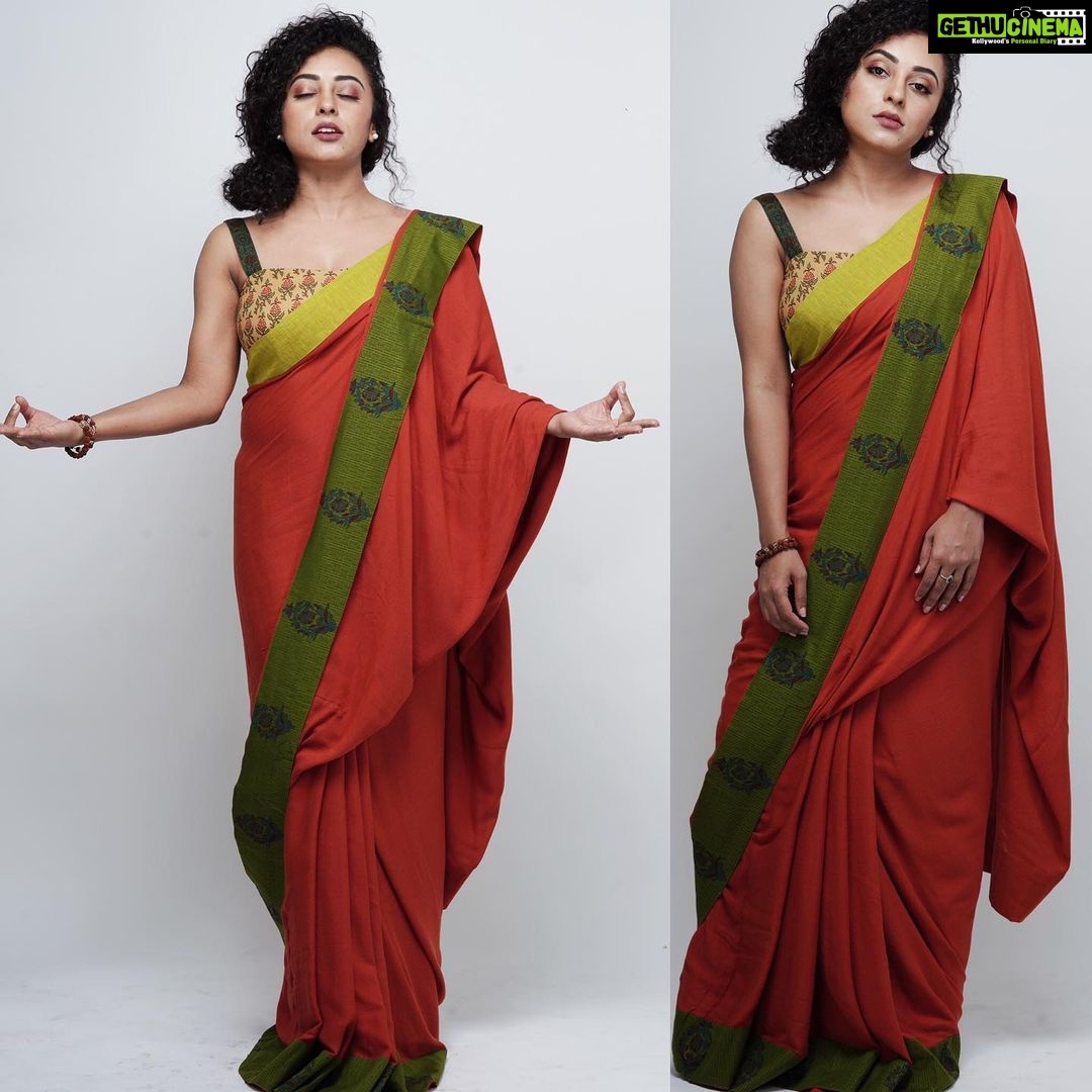 Pearle Maaney Instagram – @pearle.in presents The Yogi: saffron is the ...