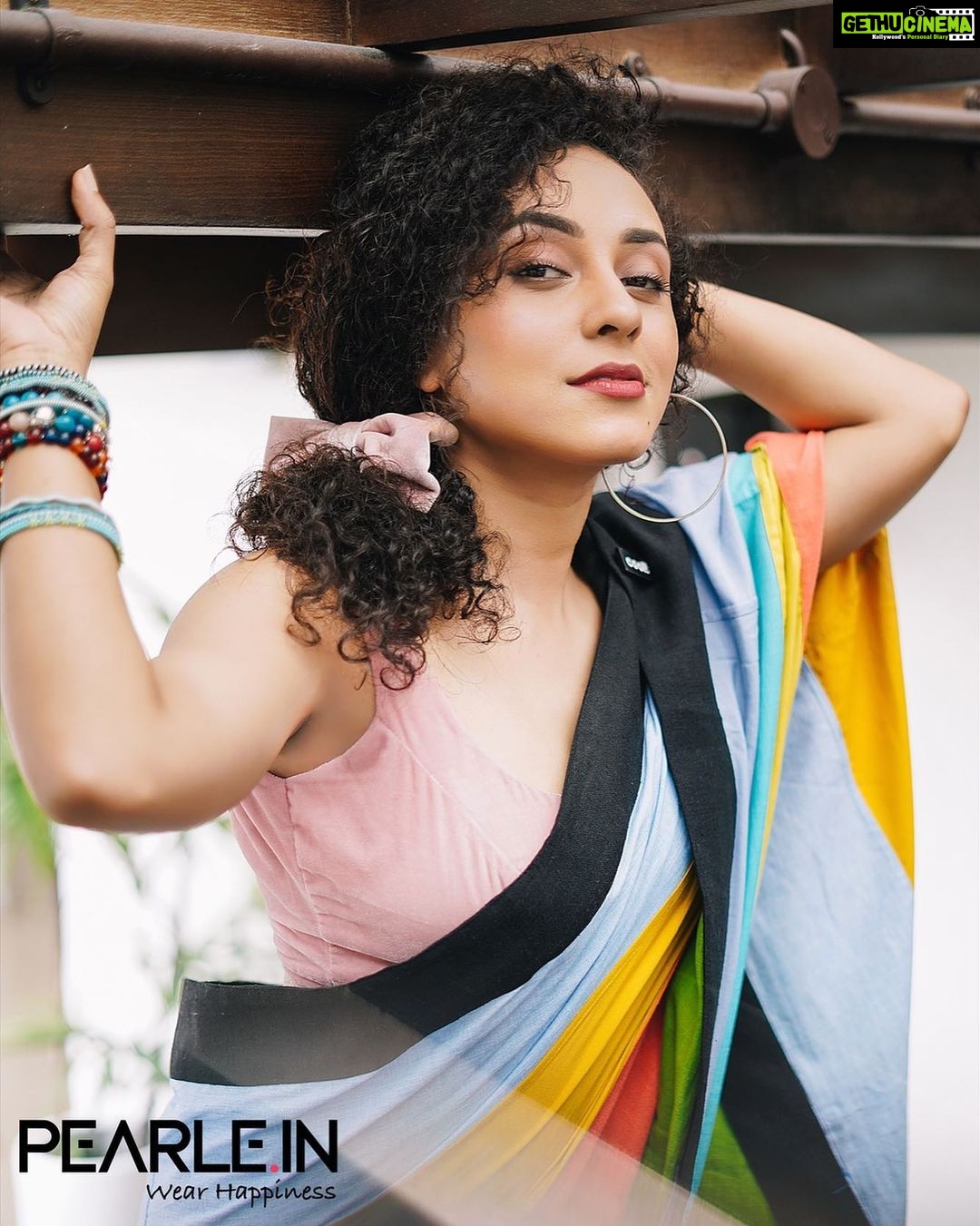 Pearle Maaney Instagram – Saree: @pearle.in Happy to reveal a Humble ...