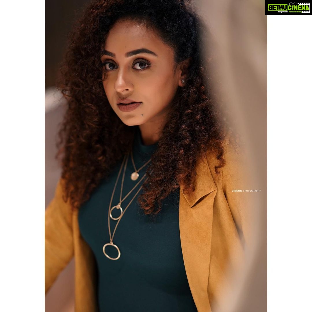 Pearle Maaney Instagram – Let’s play the Game of Life 😋 #LudoNetflix # ...
