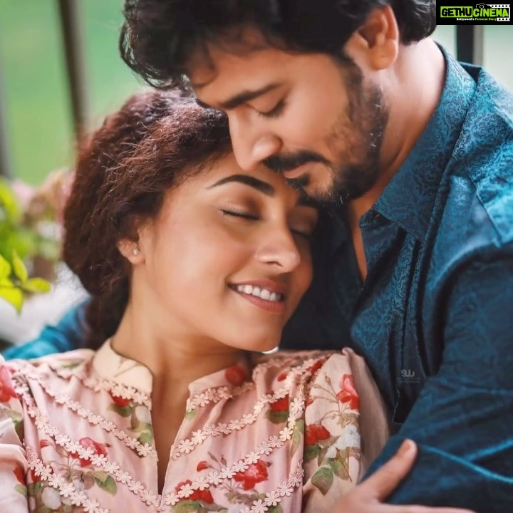 Pearle Maaney Instagram – Happy One Year my Love. Time does fly when ...