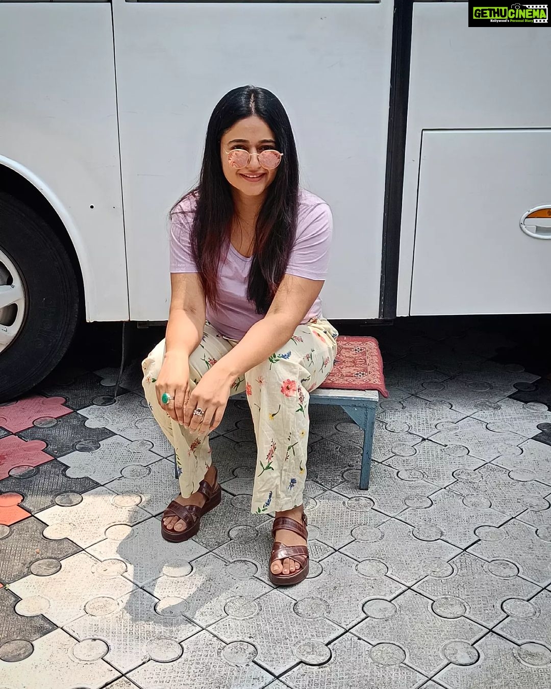 Poonam Bajwa Instagram – The Van Guard 🤓 #keraladiaries#newbeginnings ️#detailsoutsoon# ...