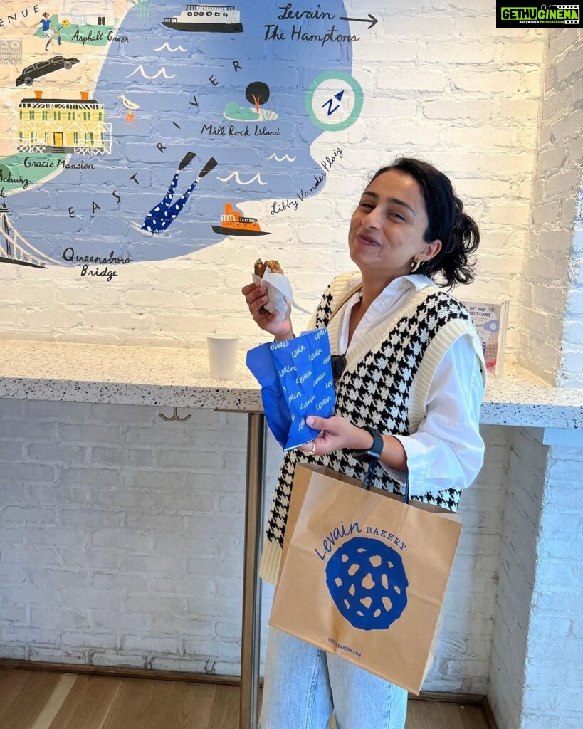 Singer Pragathi Guruprasad HD Photos and Wallpapers May 2022 | Gethu Cinema