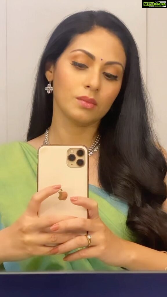 Actress Sadha HD Instagram Photos and Wallpapers May 2022 | Gethu Cinema