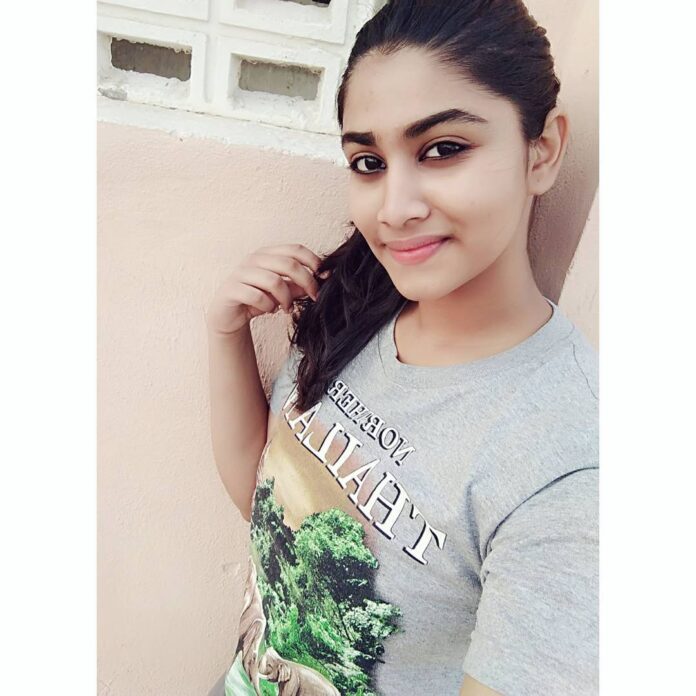 Shivani Narayanan Instagram – “Happy Mother’s Day ”… Single day is not ...