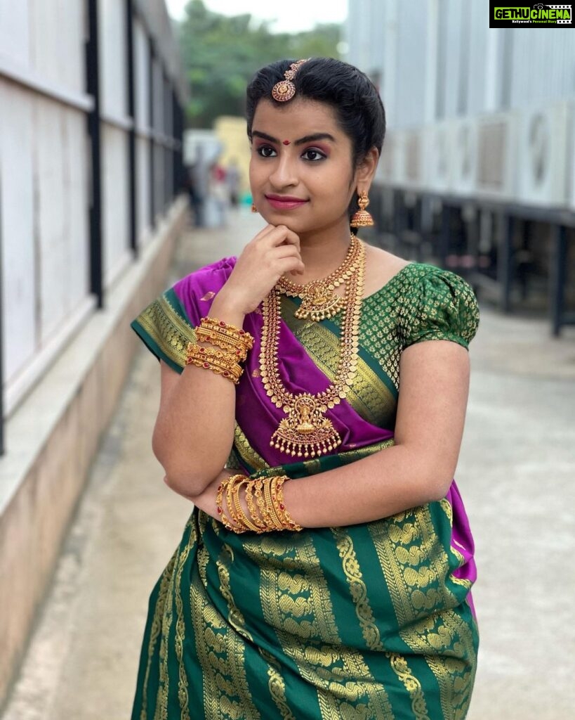 Actress Sivaangi Krishnakumar HD Instagram Photos and Wallpapers ...