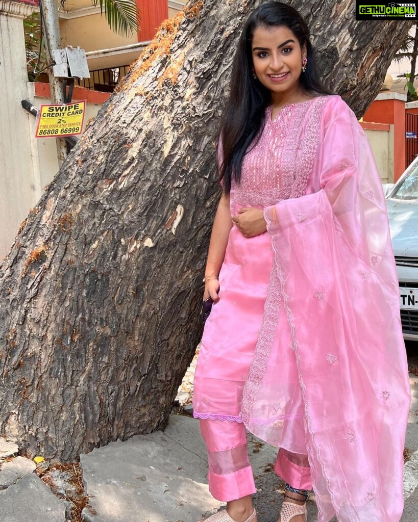 Actress Sivaangi Krishnakumar HD Instagram Photos and Wallpapers May ...