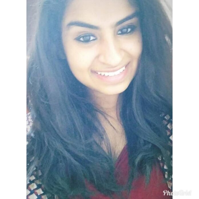 Actress Sivaangi Krishnakumar HD Instagram Photos and Wallpapers ...