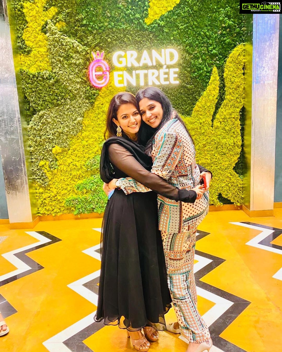 Actress Aparna Das HD Photos and Wallpapers July 2022 - Gethu Cinema