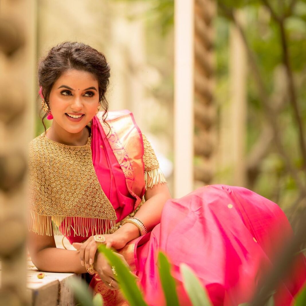 Actress Chaitra Reddy HD Photos and Wallpapers April 2022 - Gethu Cinema