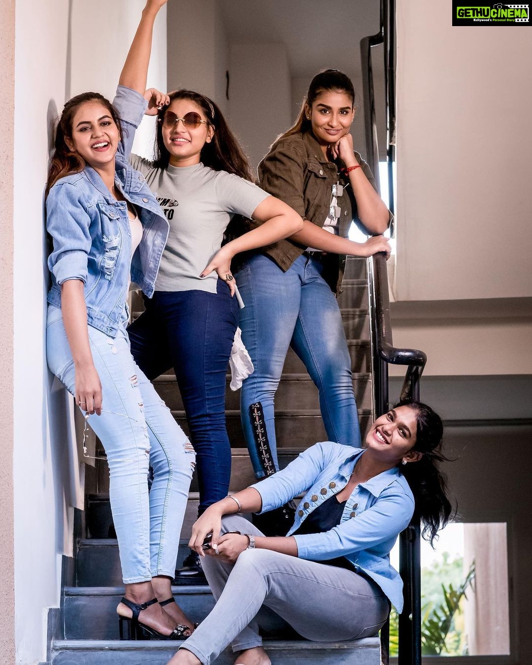 Actress Chaitra Reddy HD Photos and Wallpapers June 2020 - Gethu Cinema