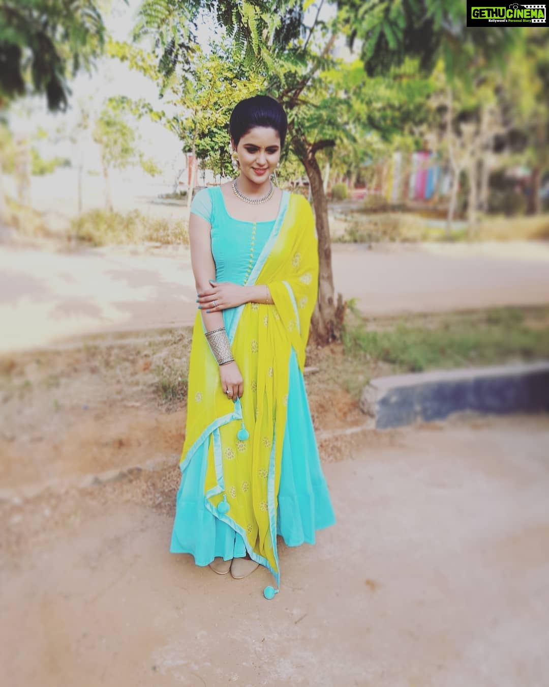 Chaitra Reddy Instagram – The no.1 Rule of a lady 😍STAY CLASSY😍 COSTUME ...