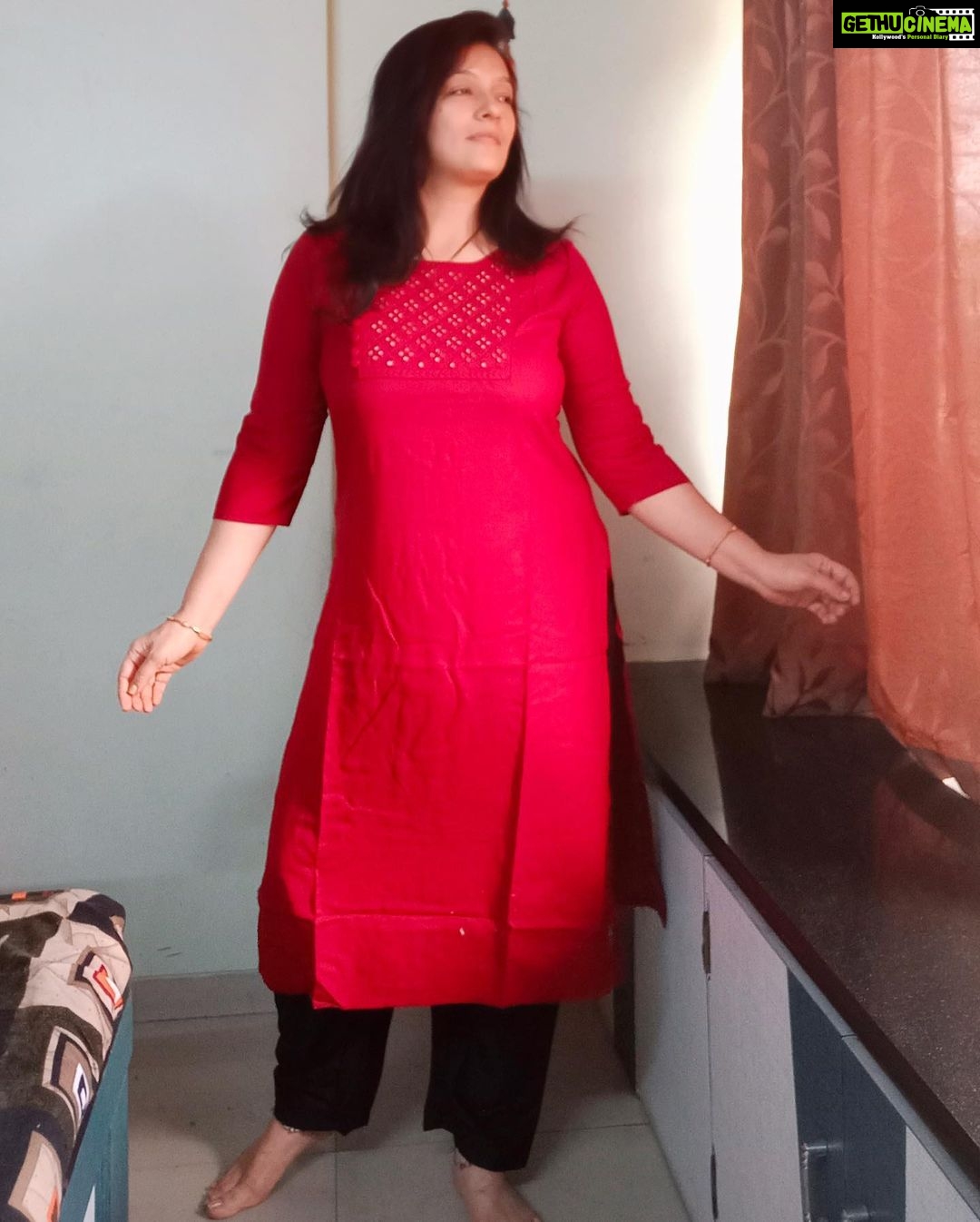 Actress Falguni Rajani HD Photos and Wallpapers June 2022 - Gethu Cinema