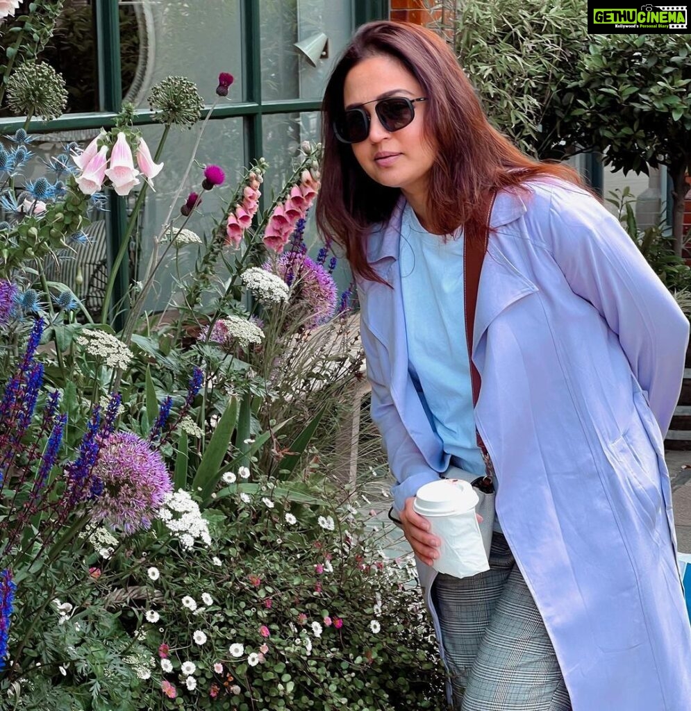 Actress Gajala HD Instagram Photos and Wallpapers June 2022 | Gethu Cinema