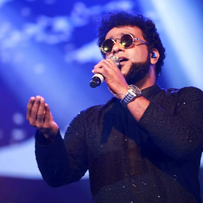 Singer Haricharan HD Photos and Wallpapers July 2022 - Gethu Cinema